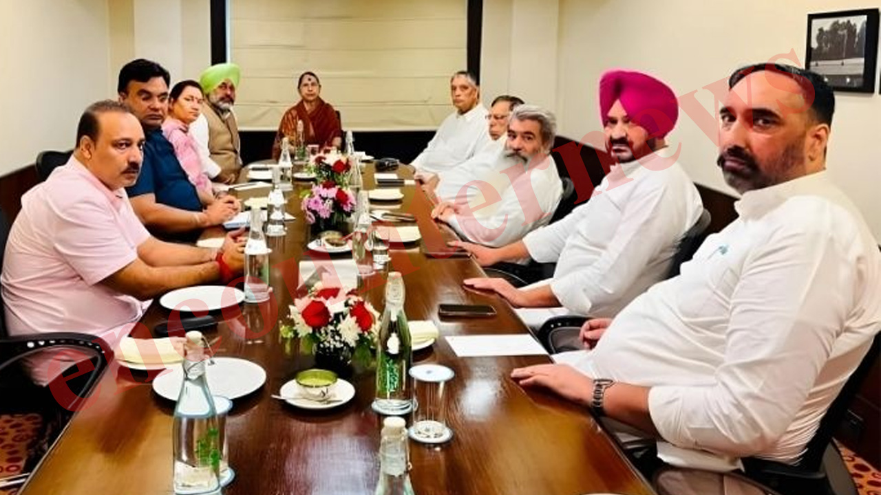 Punjab News: Observer Meeting में kadwal के शामिल होने पर Congress में ...